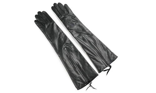 5 Best Opera Gloves of 2025 as Seen on Fashion Week